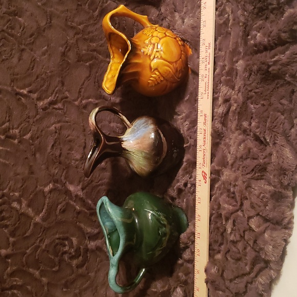 hull | Accents | Pitchers | Poshmark